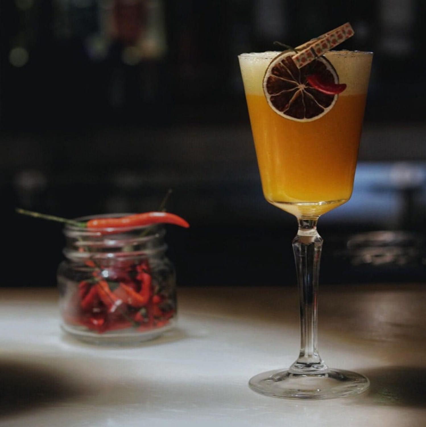 11 Hottest Cocktail to Drink in Bars Now: November 2018 | Apologue Liqueurs